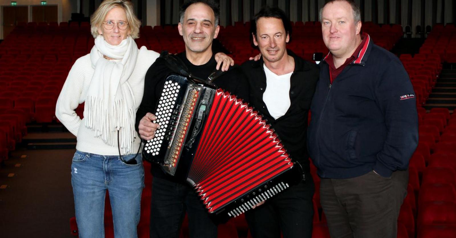 Dune Hotel organiseert driedaagse rond zanger/imitator Olivier Laurent ...