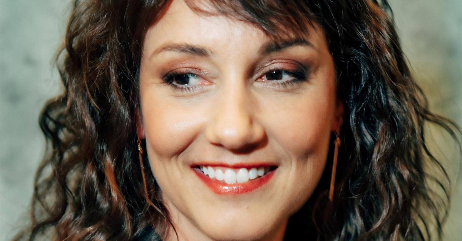 Make-over-time: Elke wou nonchalante chic à la Sienna Miller