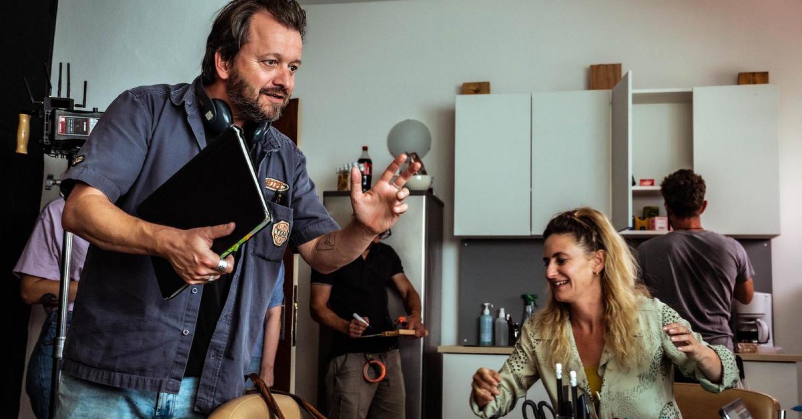 Film ‘J’aime la vie’, de dood als bindmiddel - Plus Magazine