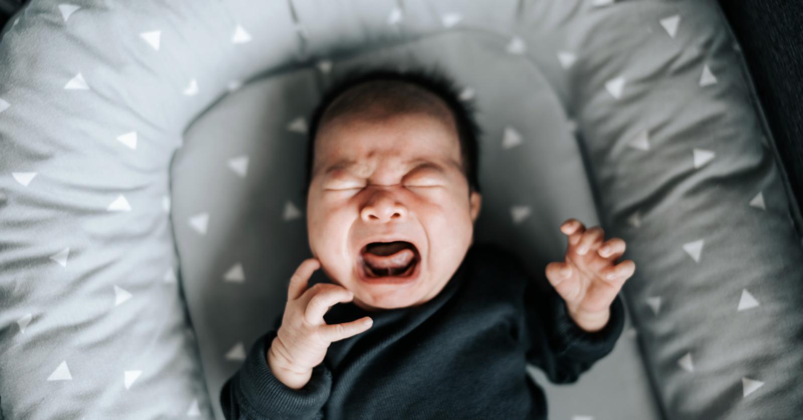 Heeft je baby stress? Dit zijn mogelijke oorzaken - Libelle Mama