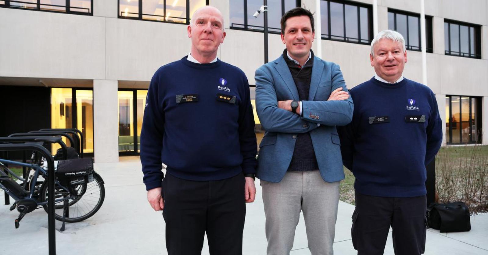 Met 100 in nieuw politiegebouw van zone Kouter: “Er is over álles ...