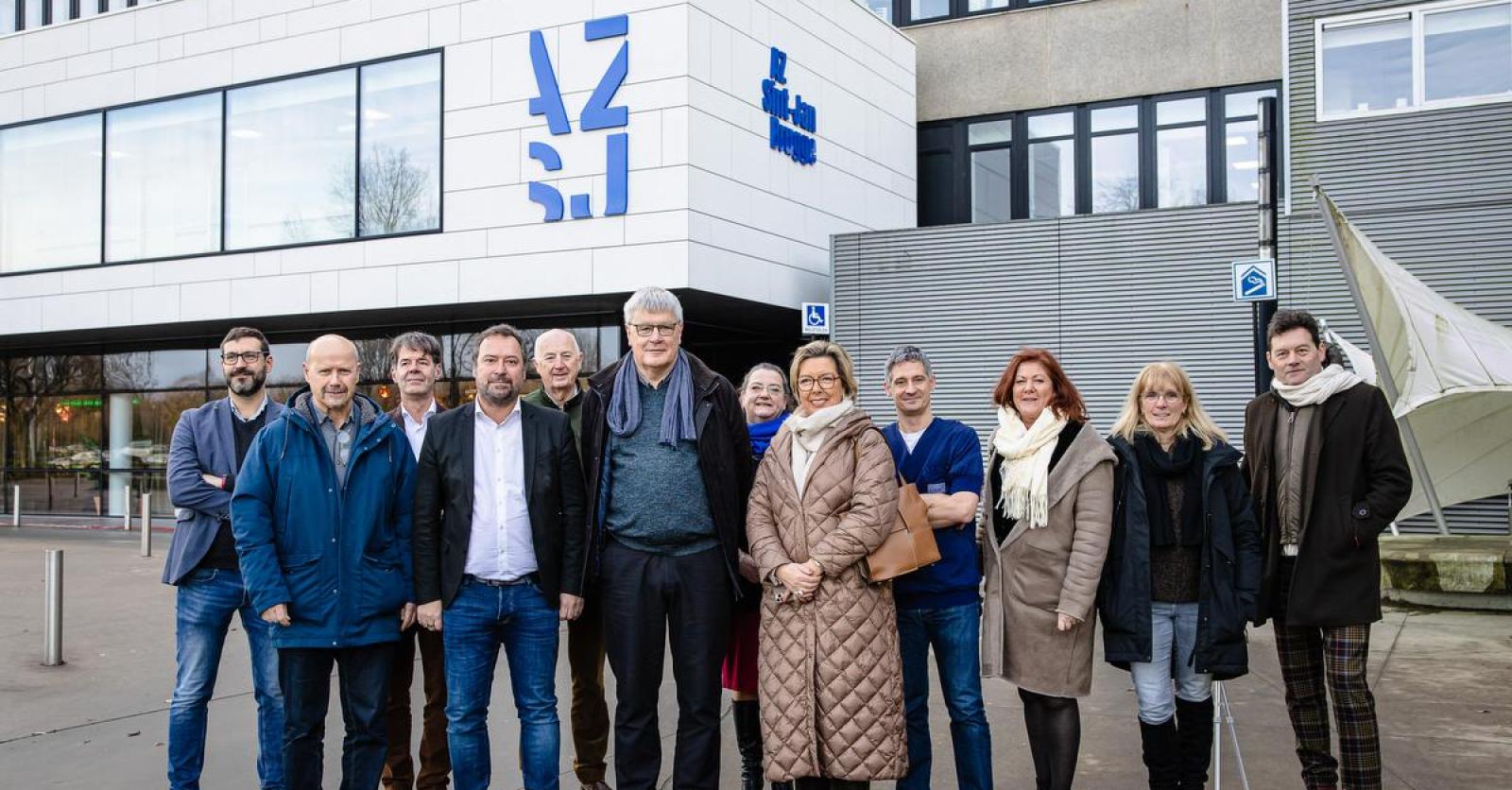 Ziekenhuis AZ Sint-Jan in Brugge stelt nieuw logo voor - KW.be Ziekenhuis AZ Sint-Jan in Brugge stelt nieuw logo voor - KW.be
