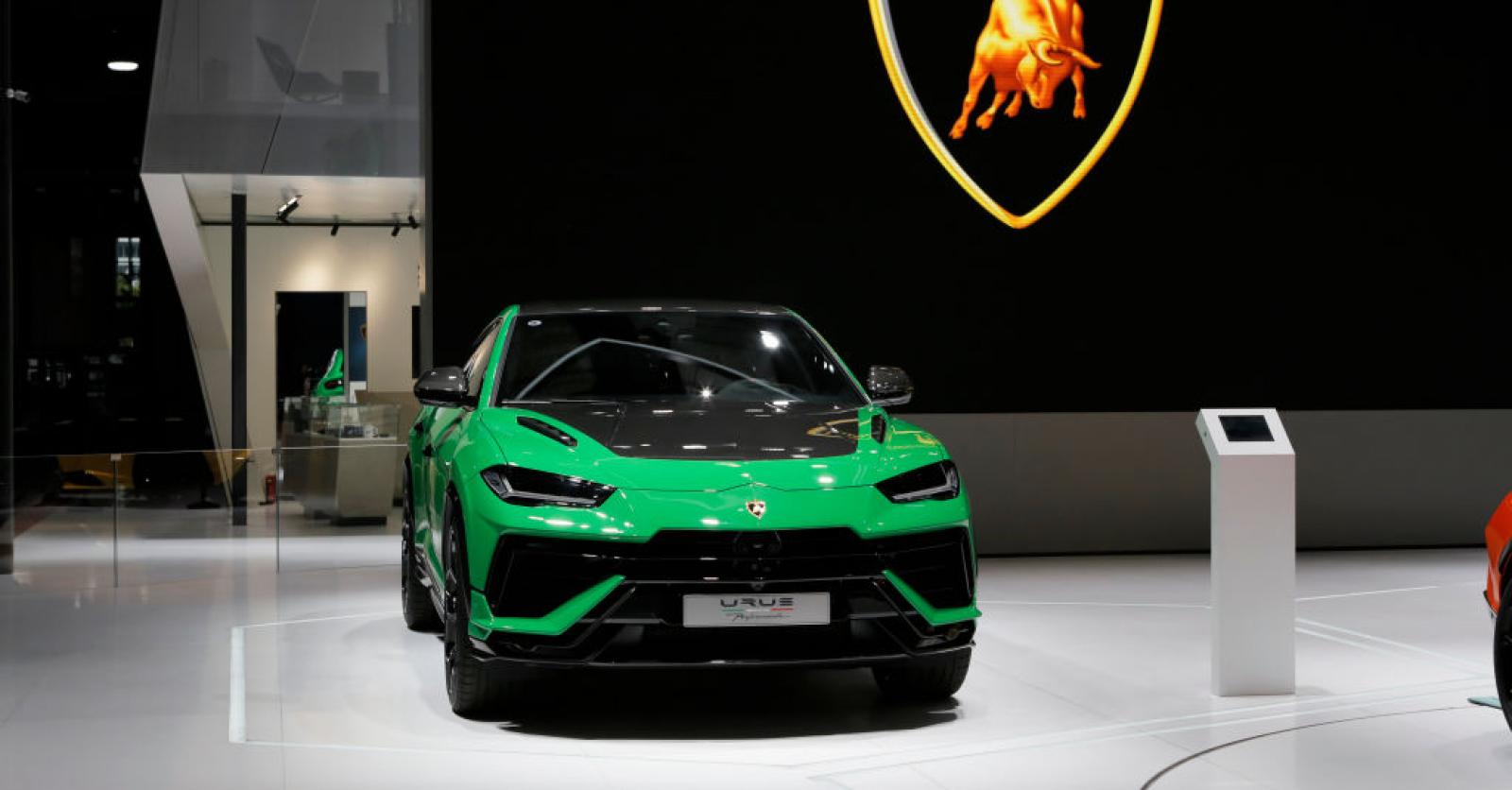 Lamborghini signe un nouveau record de ventes en 2023, merci les SUV ...