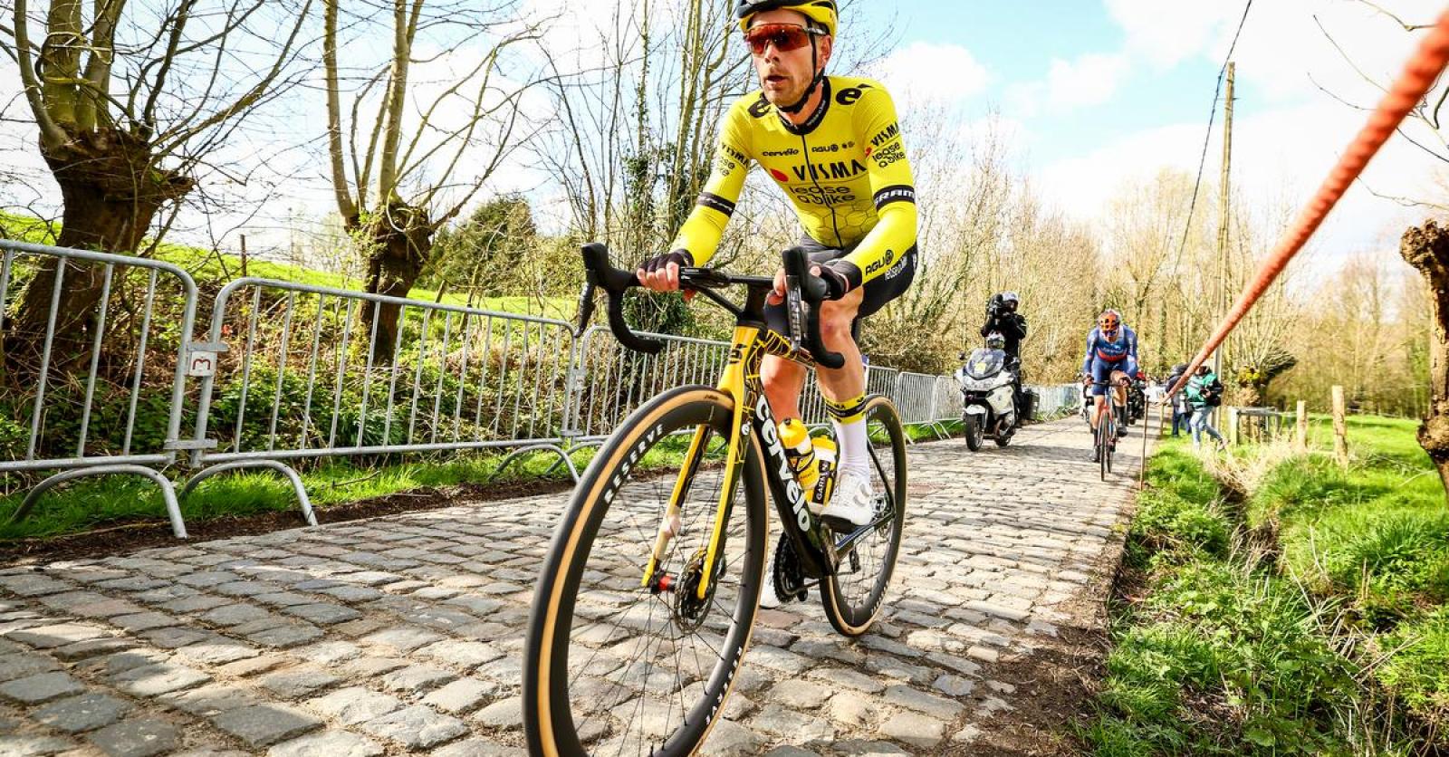 Goed nieuws voor Julien Vermote: Kortrijkzaan start zondag in Parijs-Roubaix - KW.be