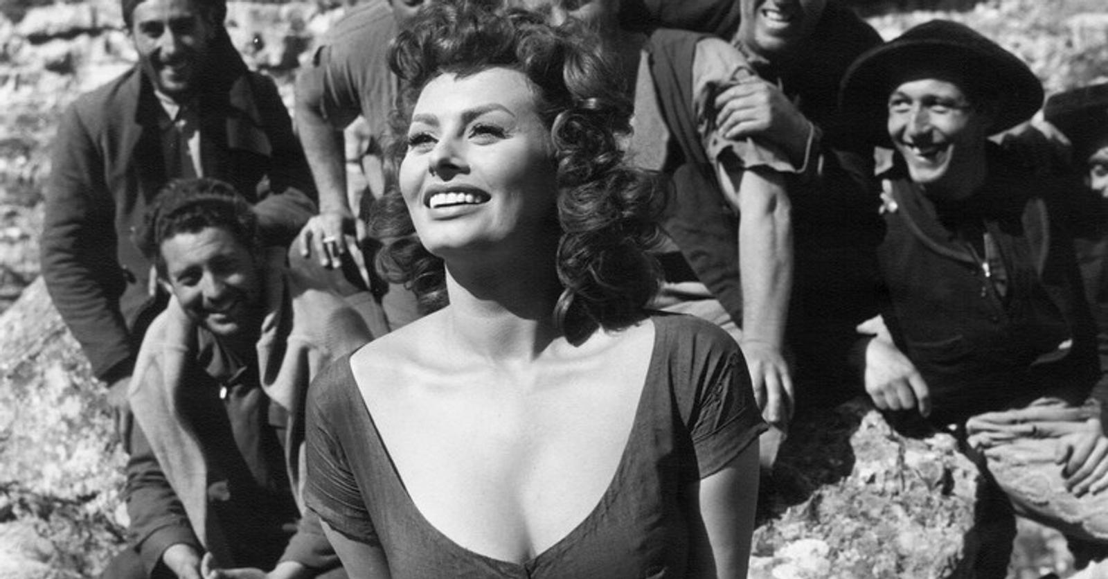 Sophia Loren, des faubourgs au tapis rouge