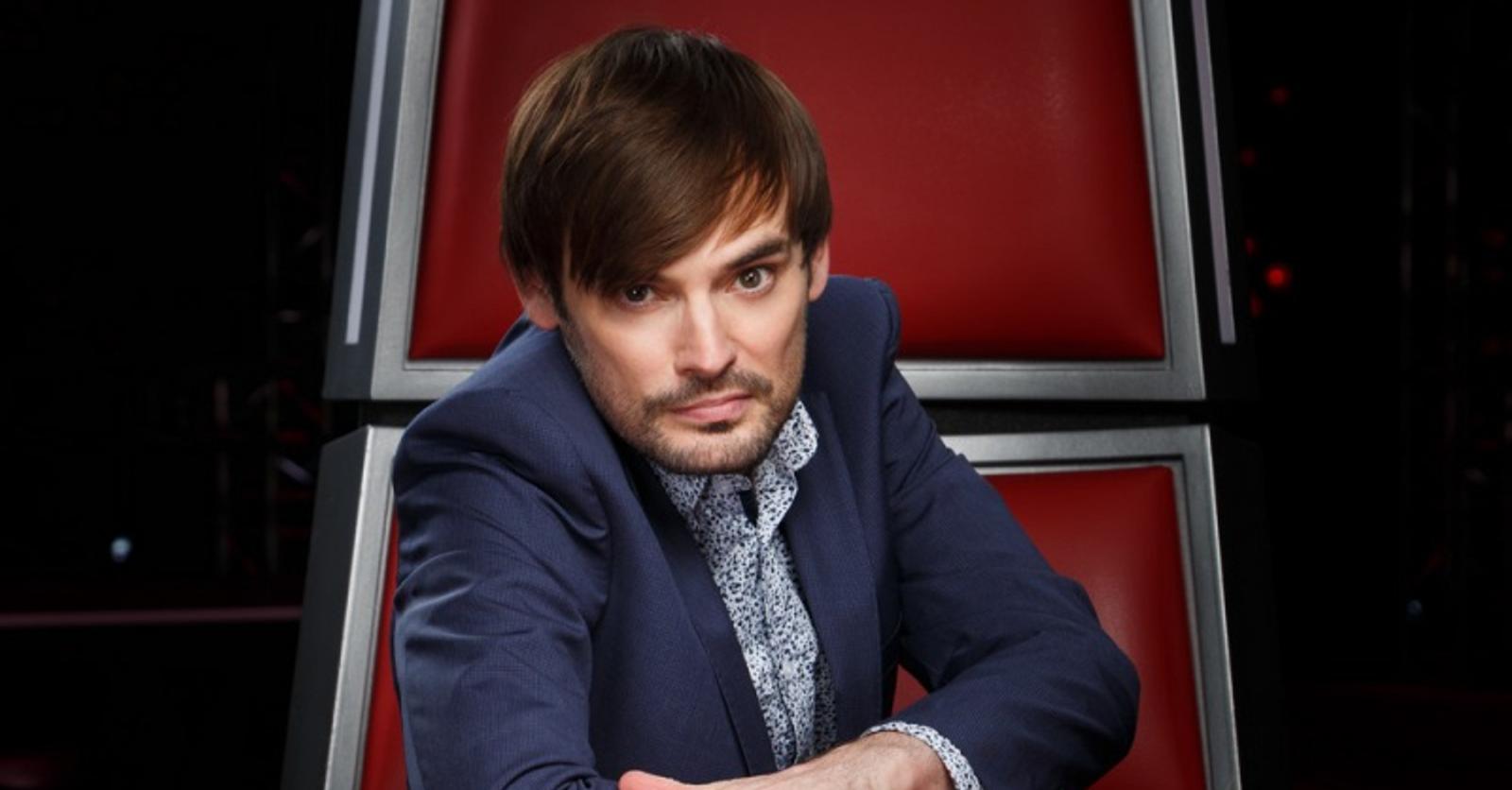 Matthew Irons signe pour une deuxième saison dans «The Voice Belgique»