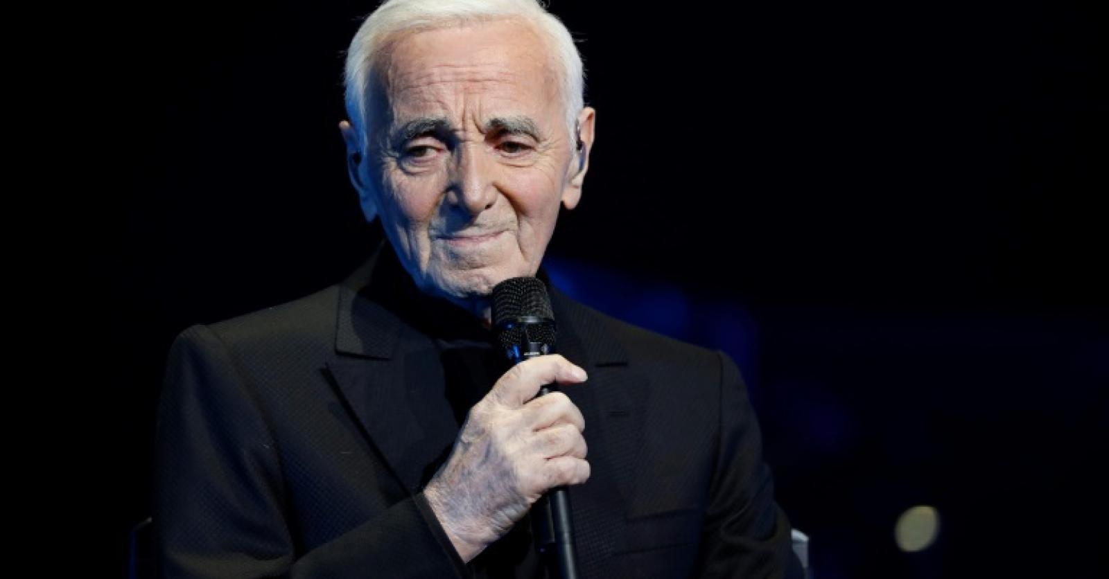 Aznavour peut chanter sa nostalgie, sa jeunesse est éternelle