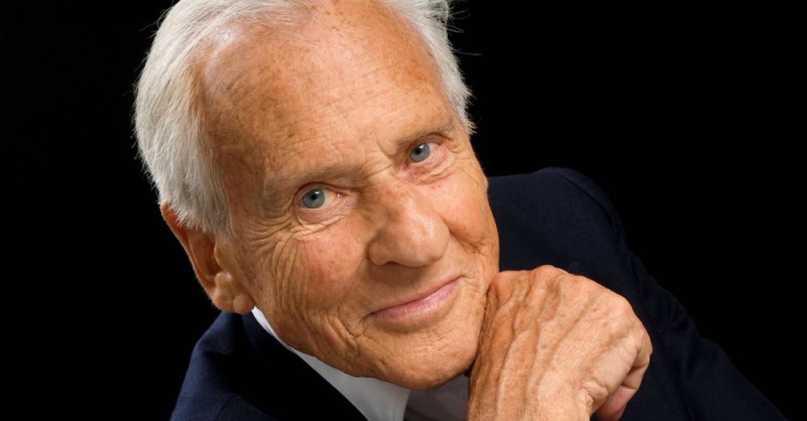 Changements de programme : les chaînes rendent hommage à Jean d'Ormesson