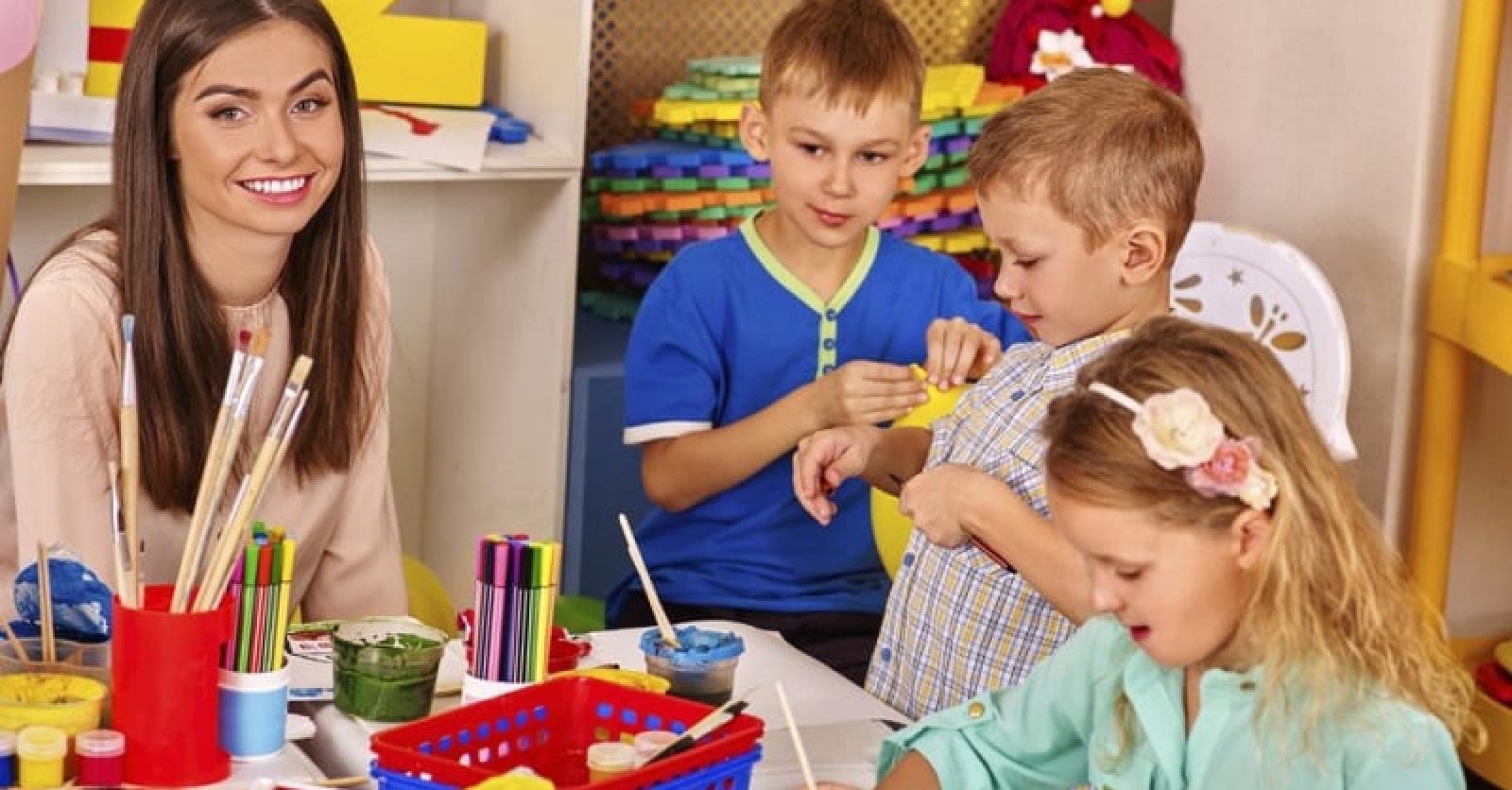 3 idées d'activités originales à faire avec ses enfants les jours de pluie