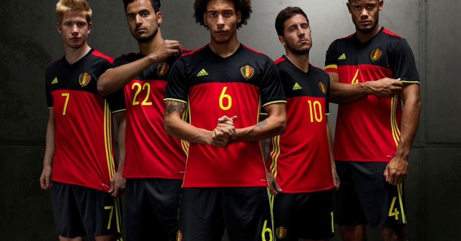 Et voici le nouveau maillot des Diables Rouges