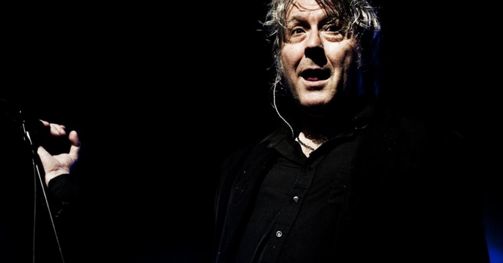 Dernière minute : La Trois rend hommage à Arno ce lundi soir