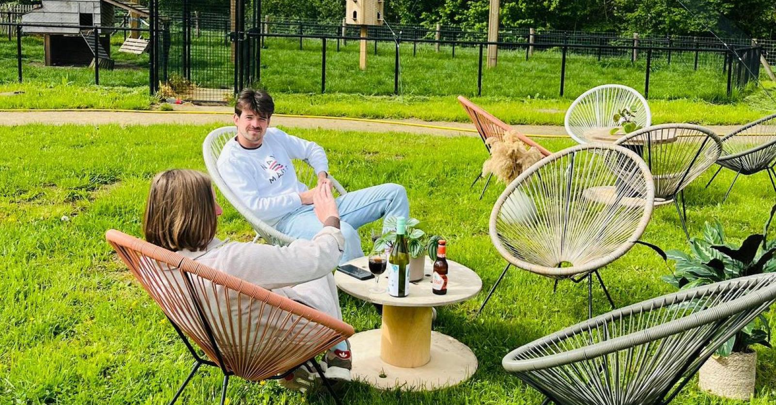 De Ruimtevaarder en Mariaburcht openen Café Chanté in Dentergem: “Jong ...