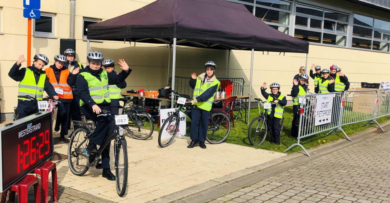 Scholieren leggen fietsproef af - KW.be