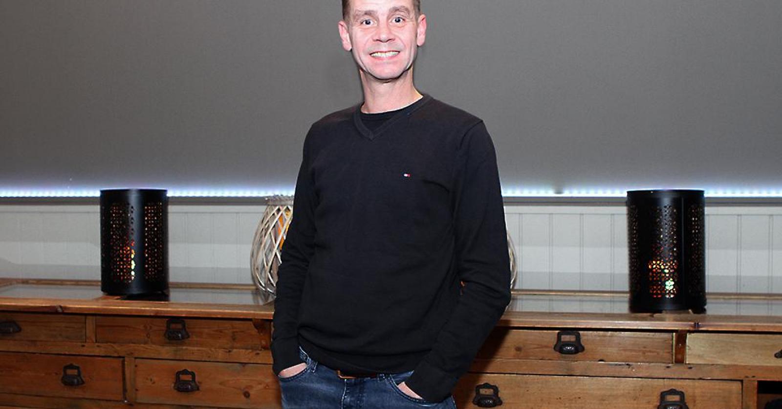 Sam Gooris brengt na bijna tien jaar nieuwe single ‘Arrivederci’ uit ...