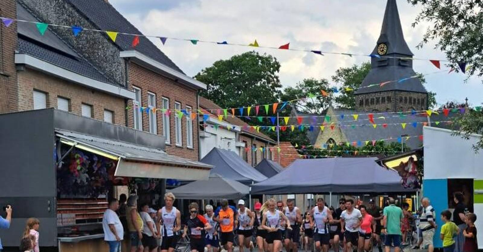 Haringe Kerremesse met optredens en kermisrun - KW.be