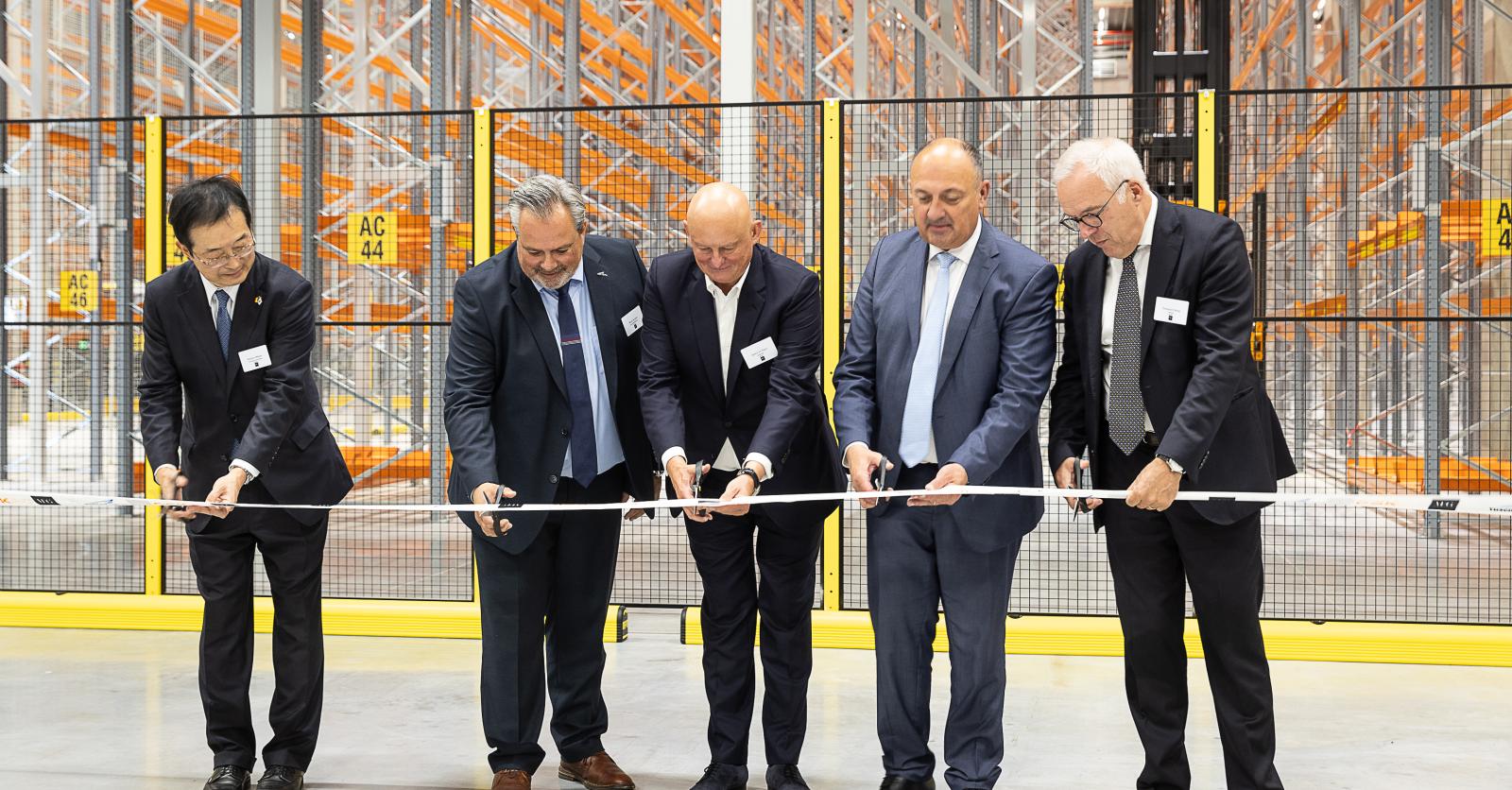 GSK inaugure le plus grand entrepôt pharmaceutique de Wallonie à ...