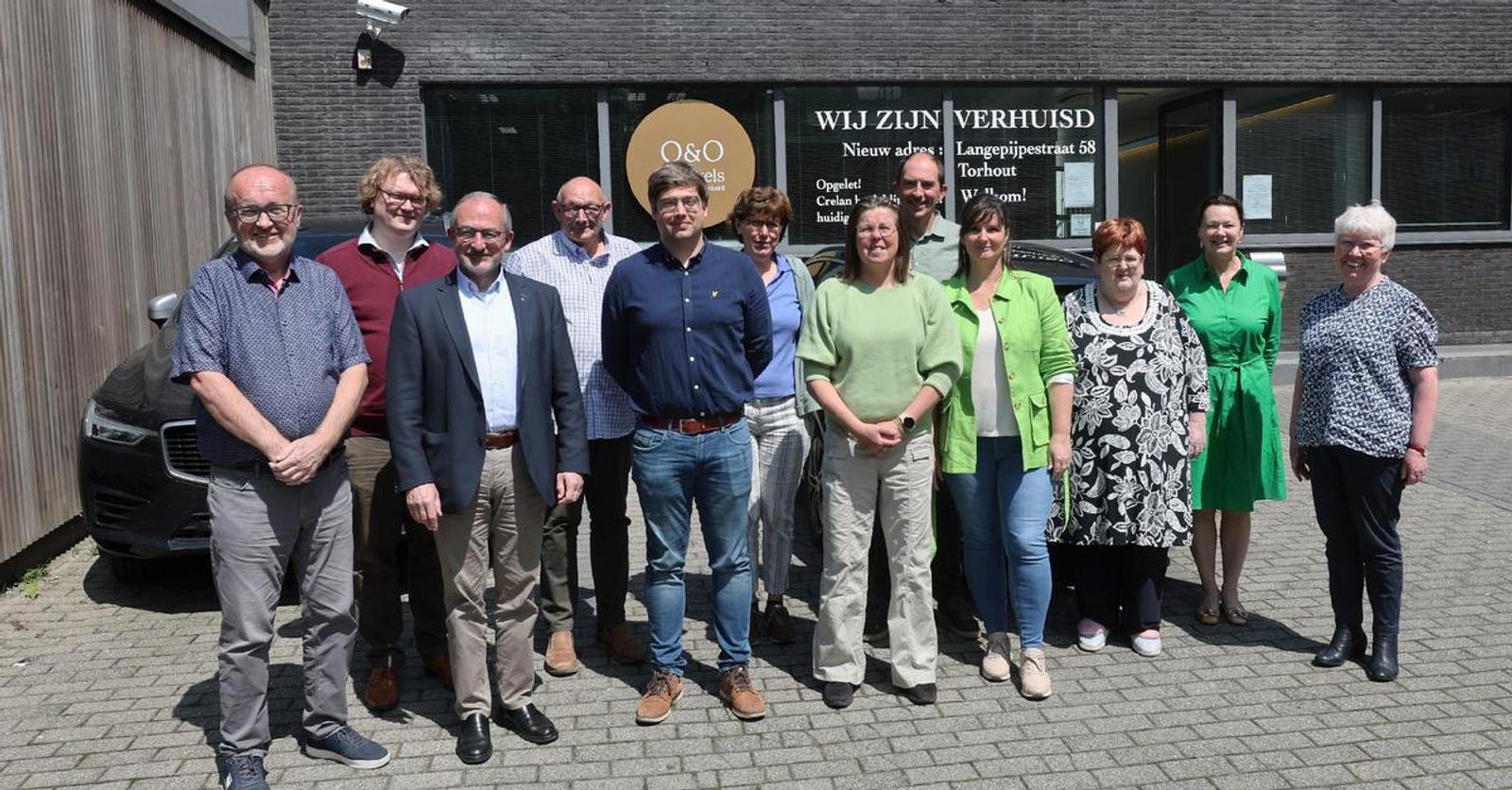 Decanaat Torhout koopt kantoorpand voor administratief centrum ...