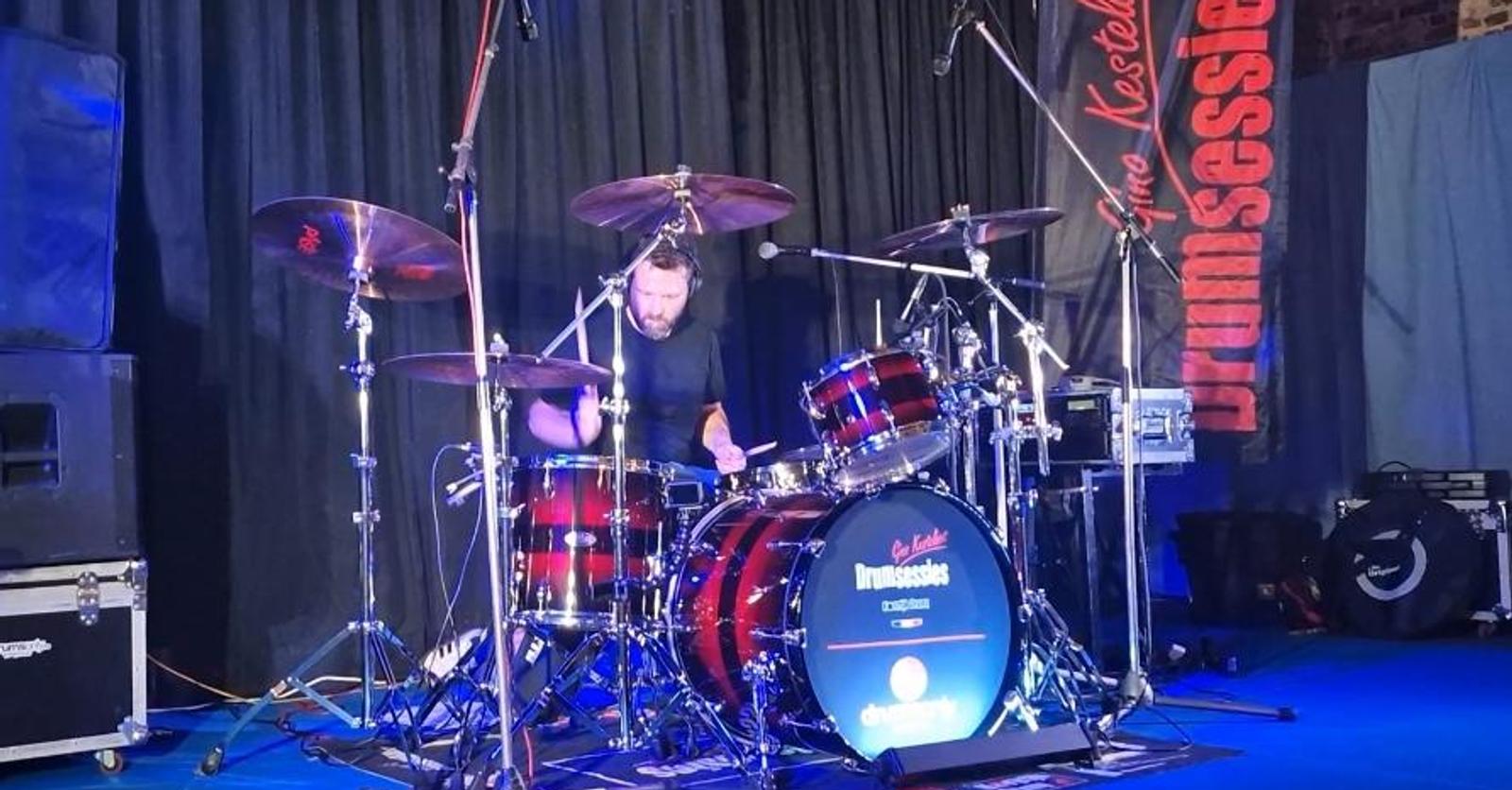 Drummer Neil Cooper te gast in Heule - KW.be