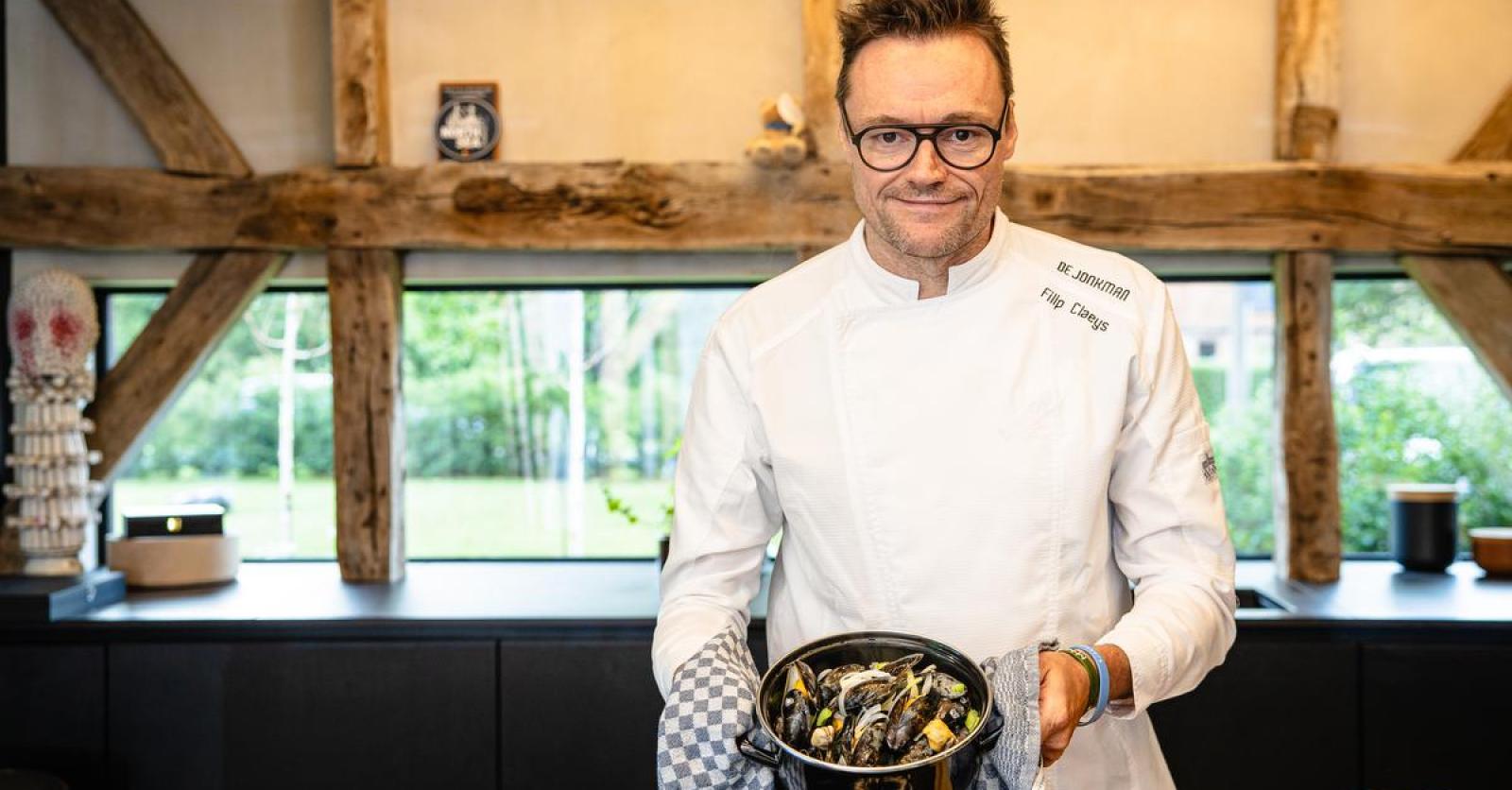 Topchef Filip Claeys geeft tips om de beste mosselen te bereiden: “Zo ...