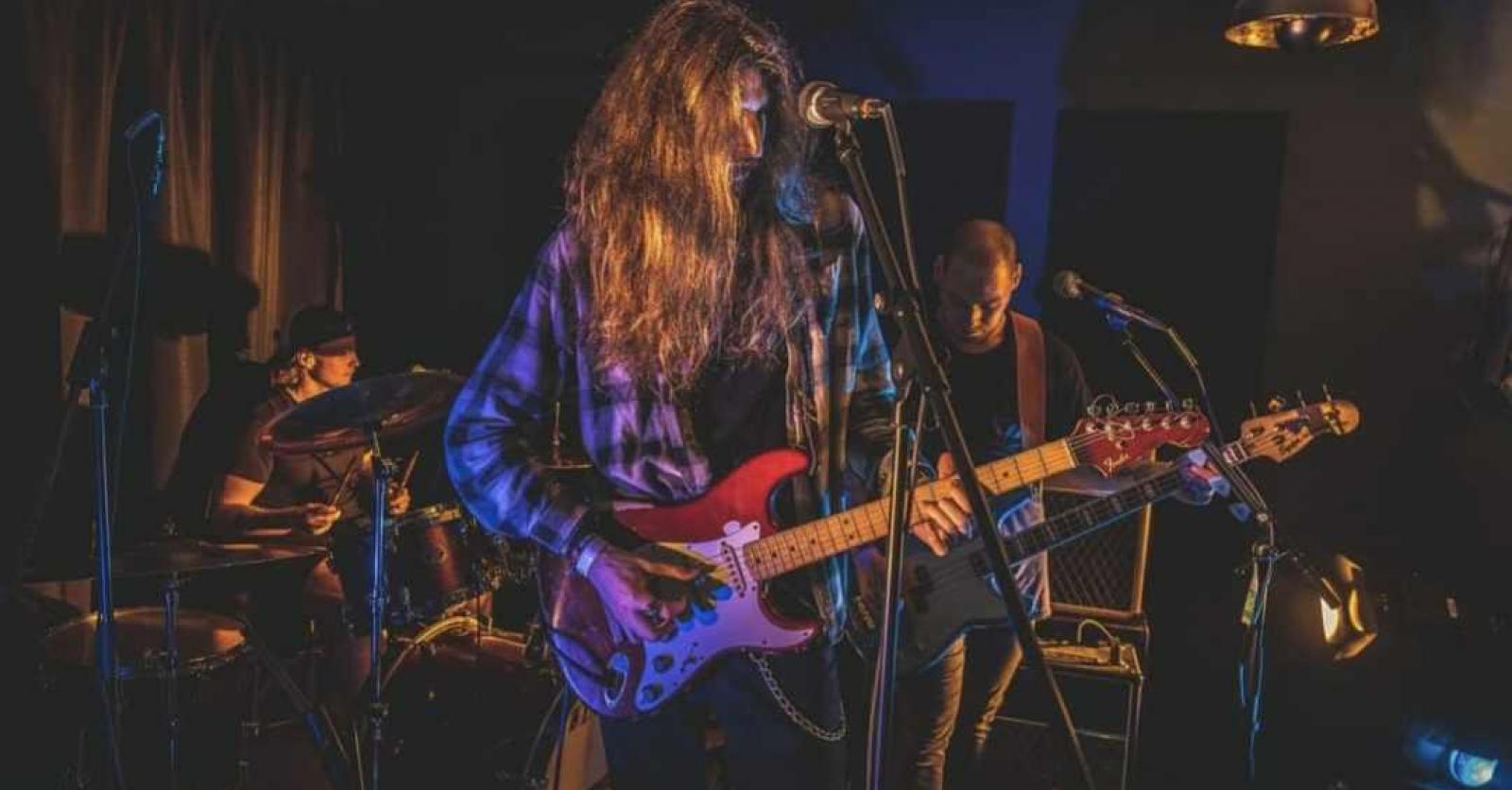 Shooting Bambi speelt op grootste punkfestival van Europa: “Optreden op ...