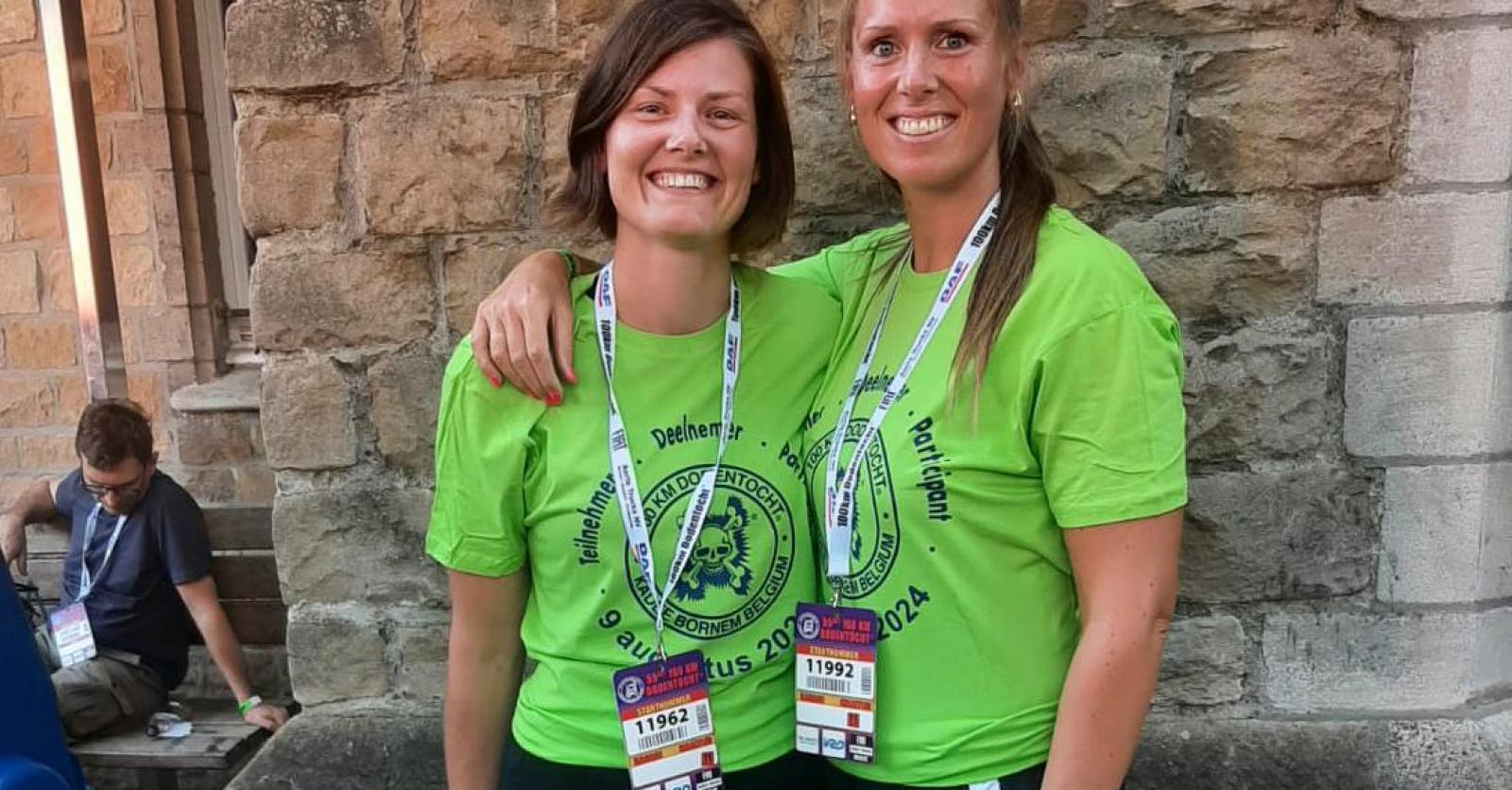 Vriendinnen stappen samen de Dodentocht - KW.be