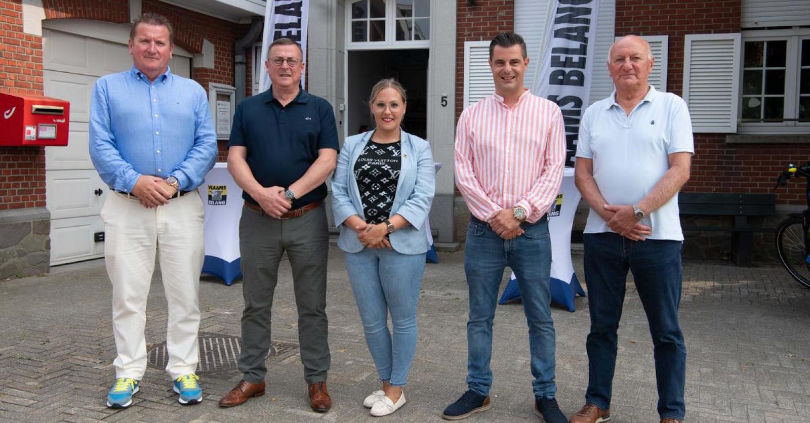 Vlaams Belang Izegem stelt top 5 én lijstduwer voor ...