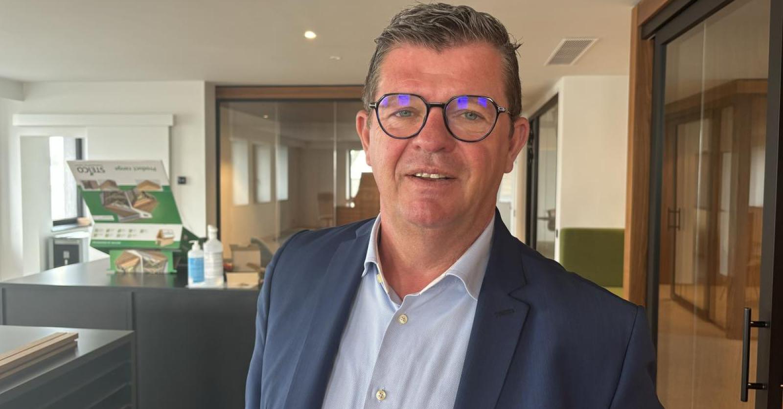 Yves Miroir vraagt nu ook ontslag van burgemeester Bart Tommelein in ...