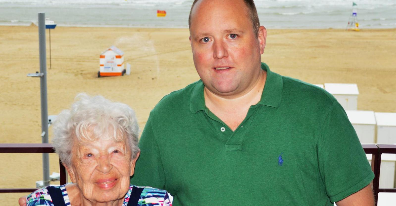 Actrice Alice Toen (100) rust uit in Wenduine: “Ik staar uren naar de ...
