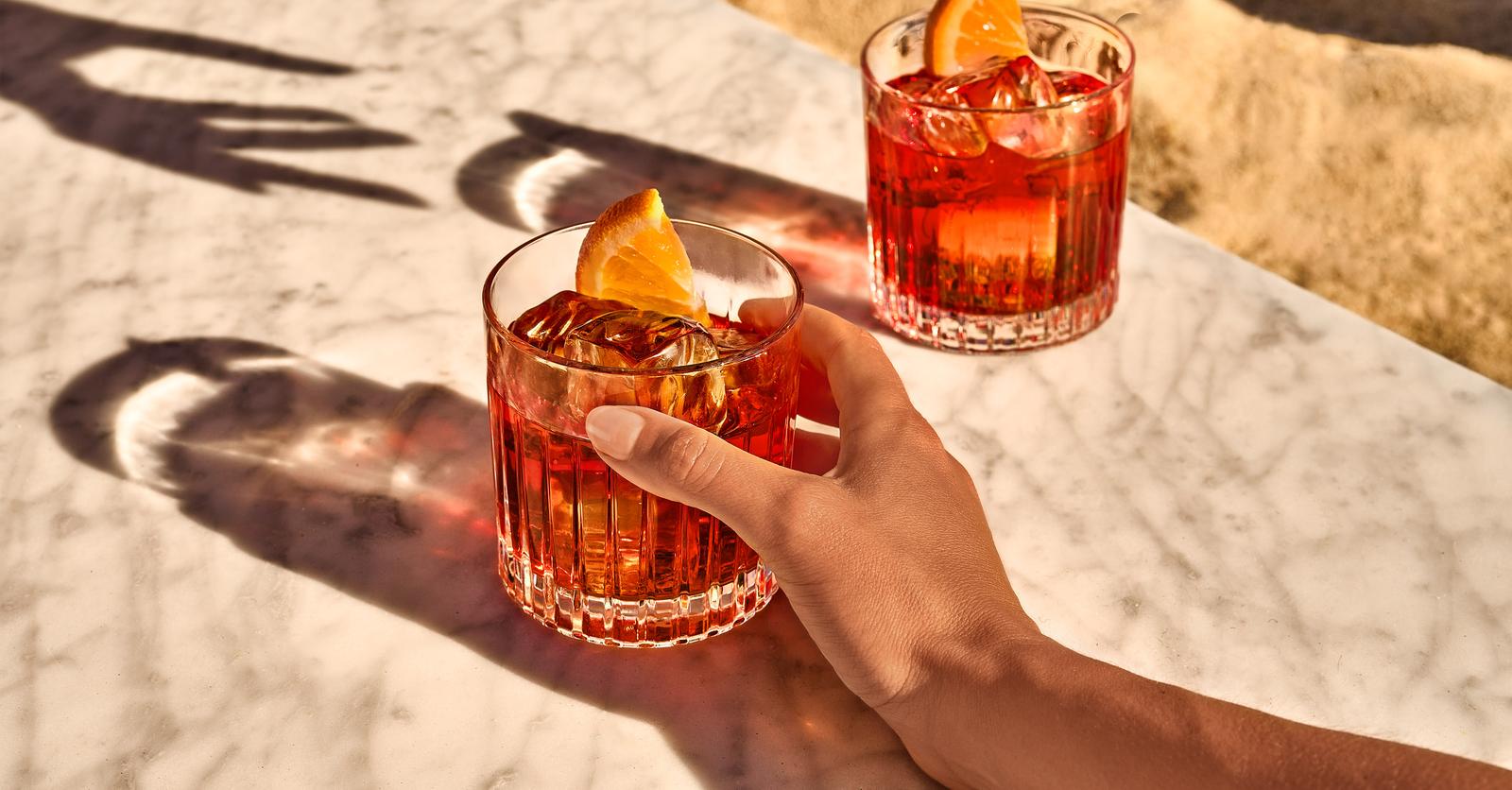 Negroni per favore? Verras je gasten met deze 4 Negroni recepten