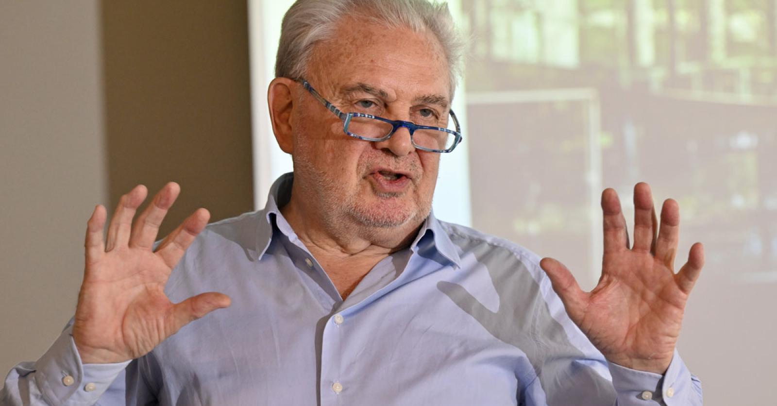 Havenbaron Fernand Huts pleit voor alternatief containerdok: 'Overheid ...