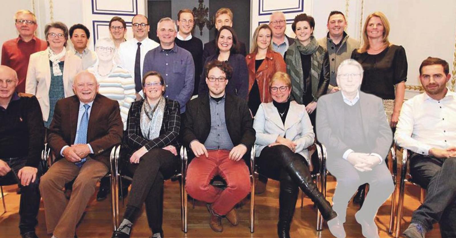 Vijf verkozenen voorbije zes jaar vervangen in gemeenteraad van Avelgem ...