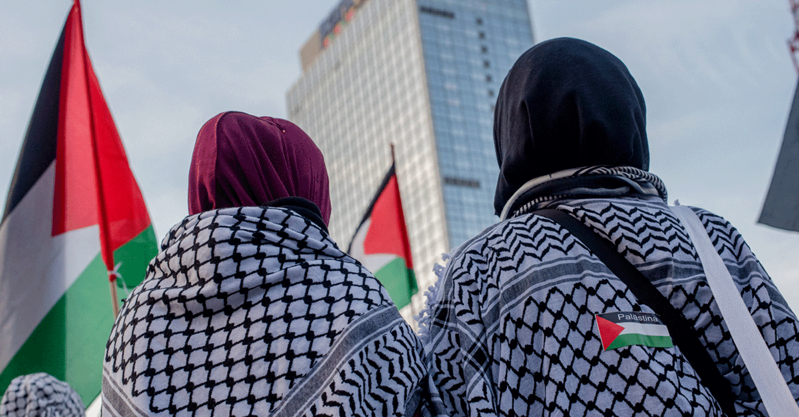 Dichter Ghayath Almadhoun over Palestijn zijn: ‘Ons bestaan is op zich ...