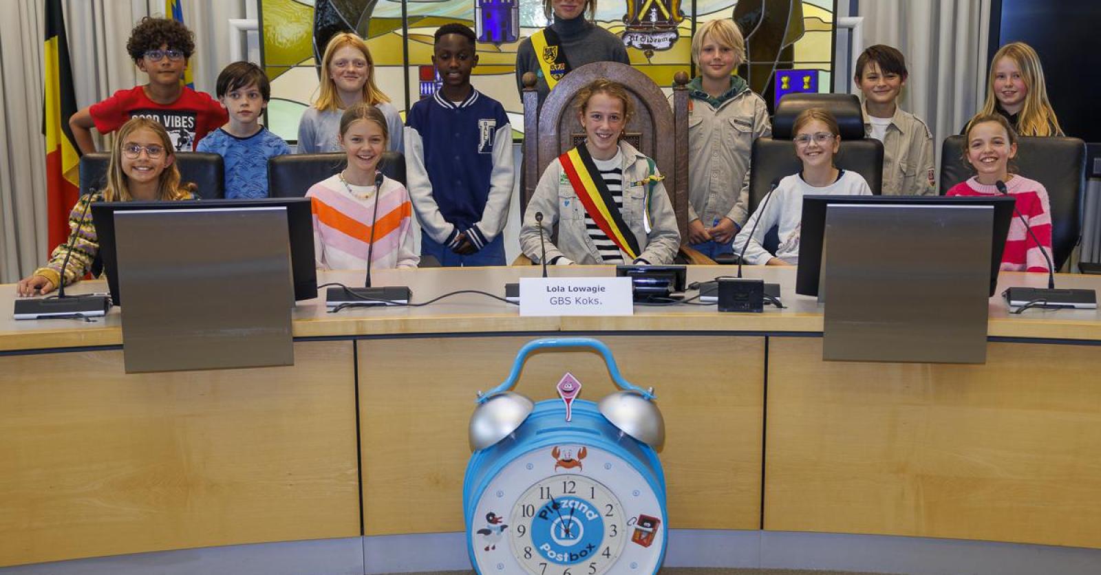 Lola Lowagie is de nieuwe kinderburgemeester van Koksijde: “Ik droom ...