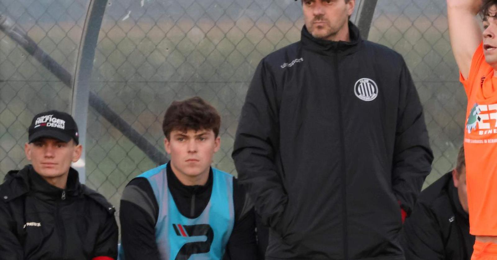 Rode lantaarn Club Roeselare (1) gelooft in beterschap - KW.be