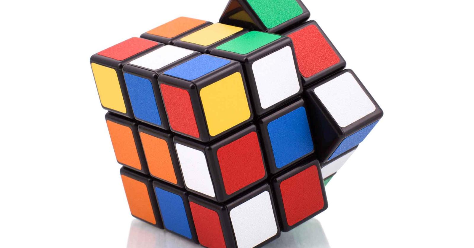 Le Rubik’s Cube fête ses 50 ans et rapporte encore des millions - Trends-Tendances