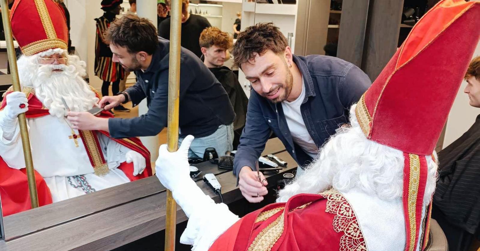 Kapper Bryan krijgt telkens op 6 december een speciale gast over de ...