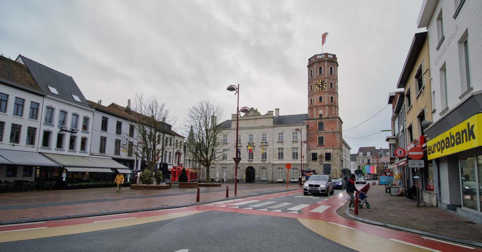 Vlaamse regering draagt gewestweg N8 in Menen over aan de stad: “Een ...