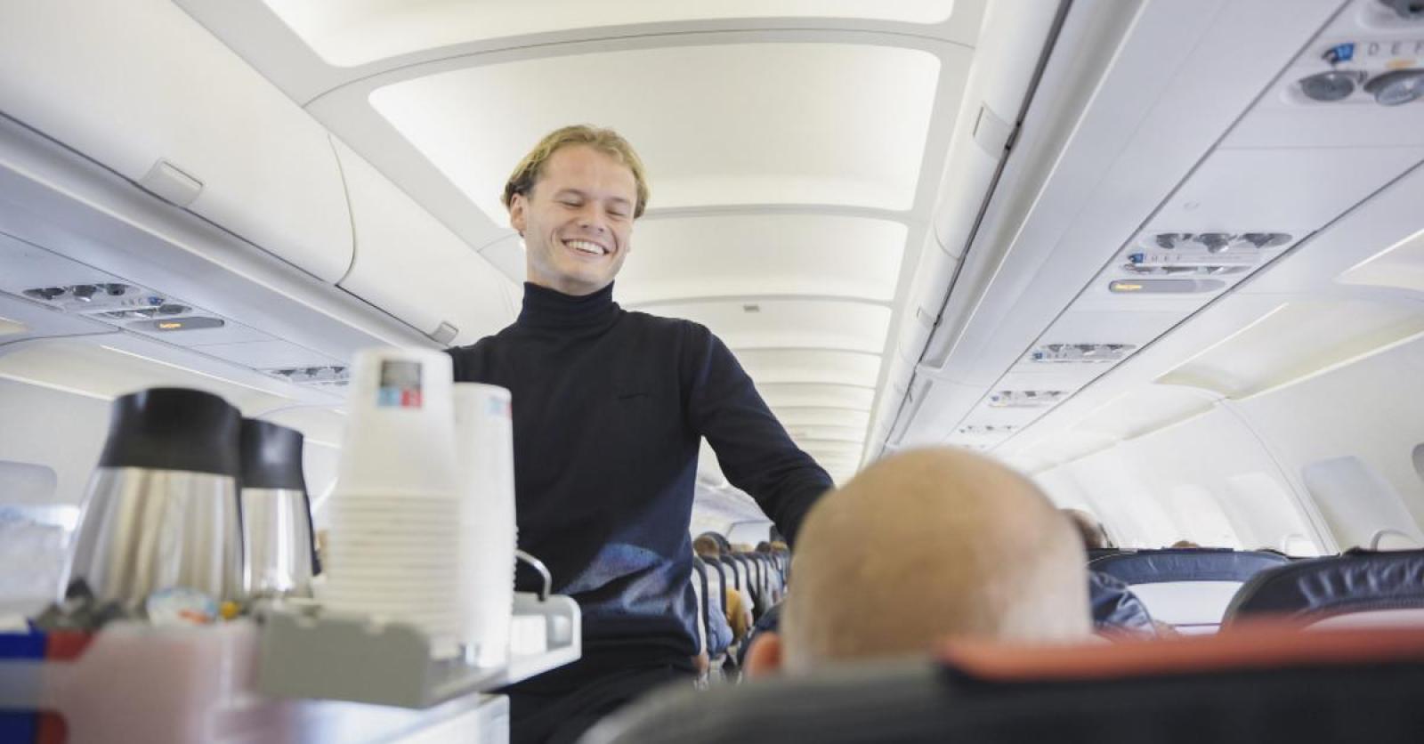 “Waar ik ook ging, volgde de camera”: na ‘Bestemming X’ speelt steward ...