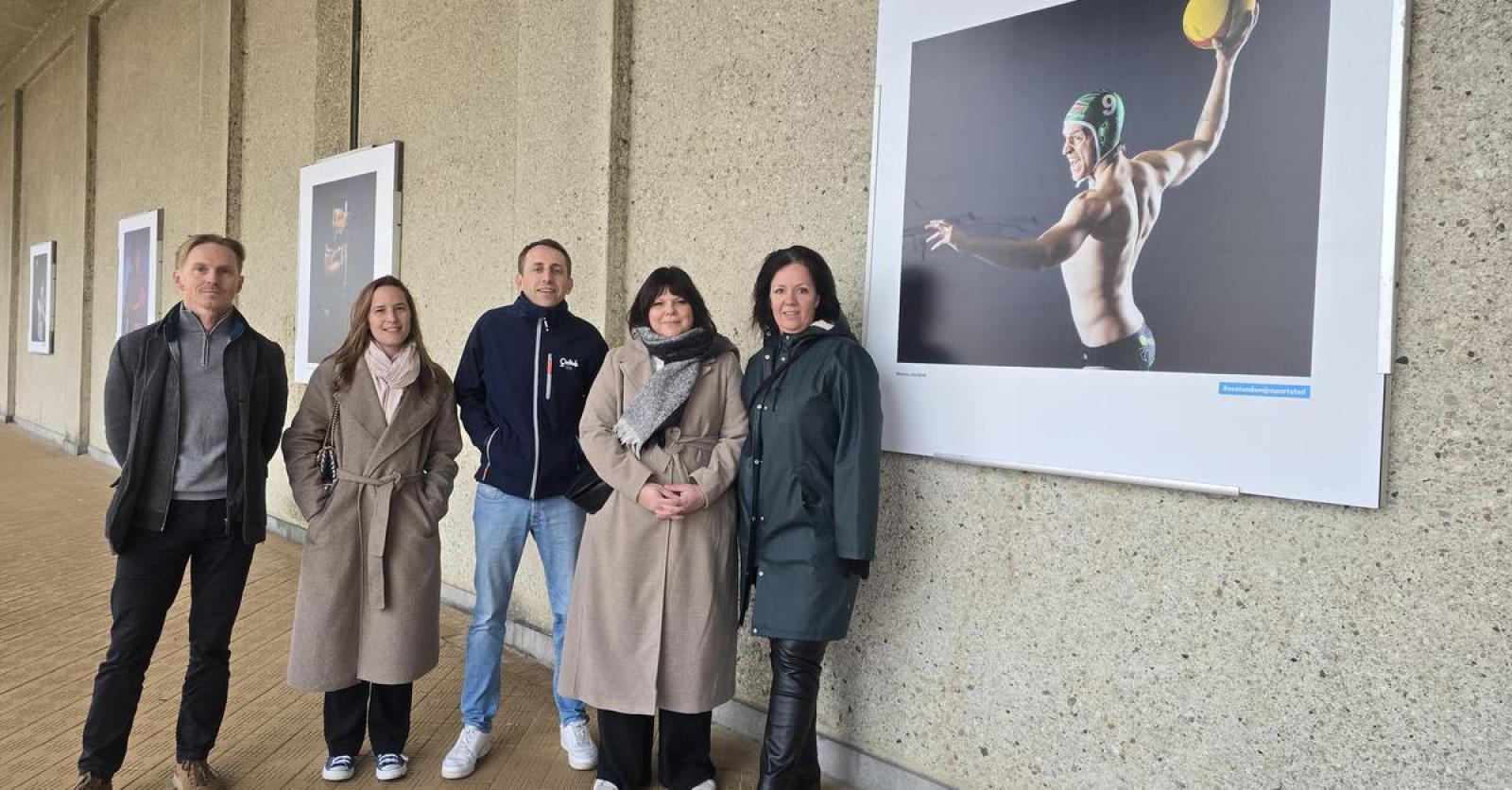 Nieuwe foto-expo in Gaanderijen wil Oostendenaars aan het sporten ... Nieuwe foto-expo in Gaanderijen wil Oostendenaars aan het sporten ...