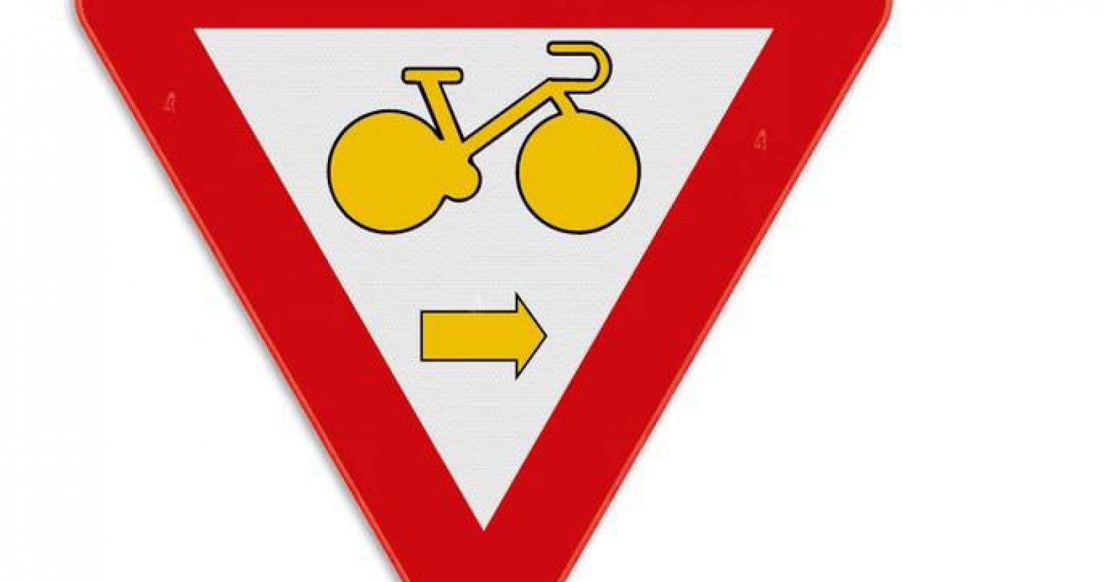 Brugse fietsers zullen op zestien kruispunten rood licht mogen negeren ...
