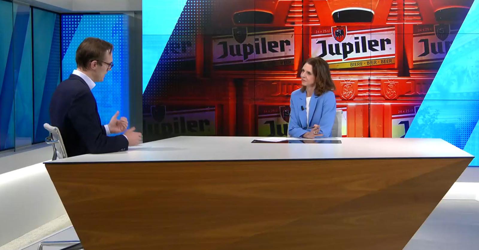 BEKIJK - Z-Beurs: Tom Simonts (KBC) over blikvangers AB InBev en DEME ...