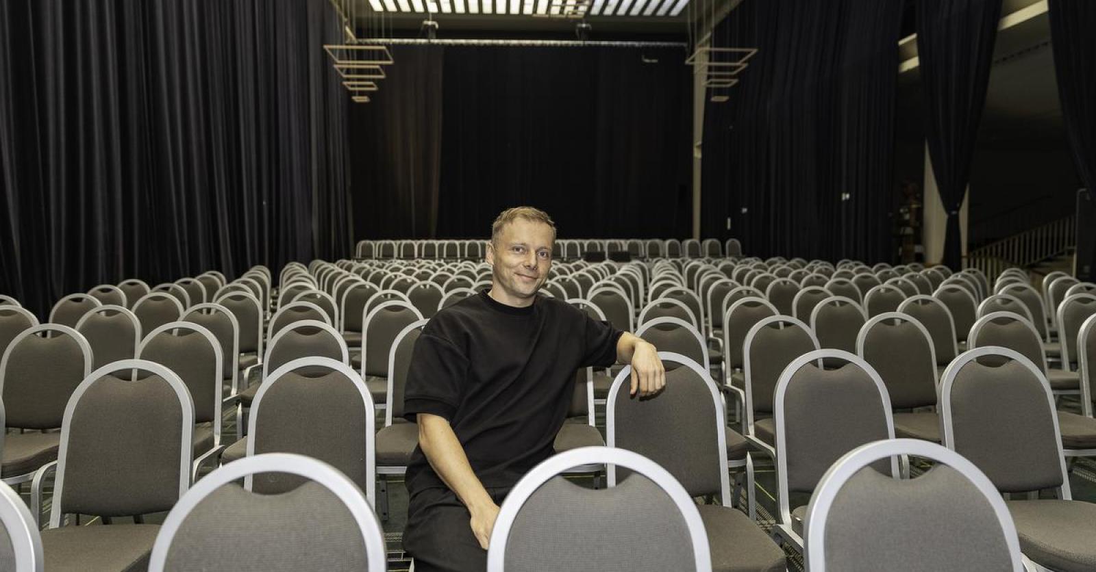 ‘Bruggeling’ Nicholas Arnst komt op vrijdag 21 maart naar Foyer ...