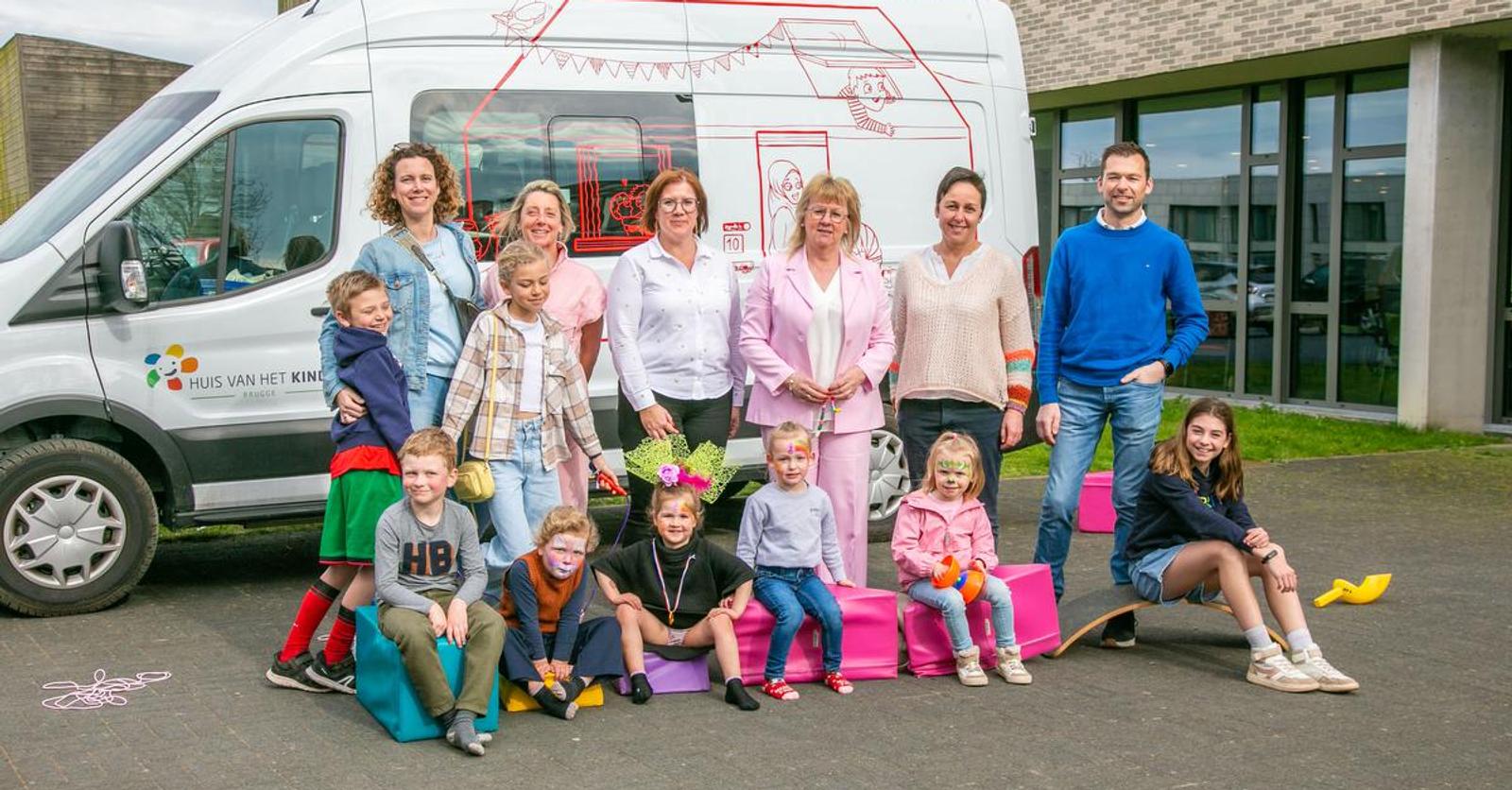 Kindercarrousel laat ouders Huis van het Kind ontdekken - KW.be