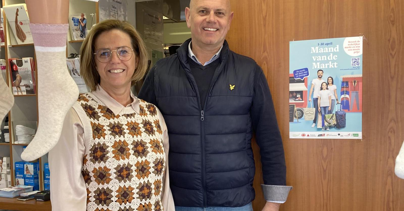 “Je bouwt een echte band op met je klanten”: Koen Desmet viert meer dan 30 jaar marktleven - KW.be