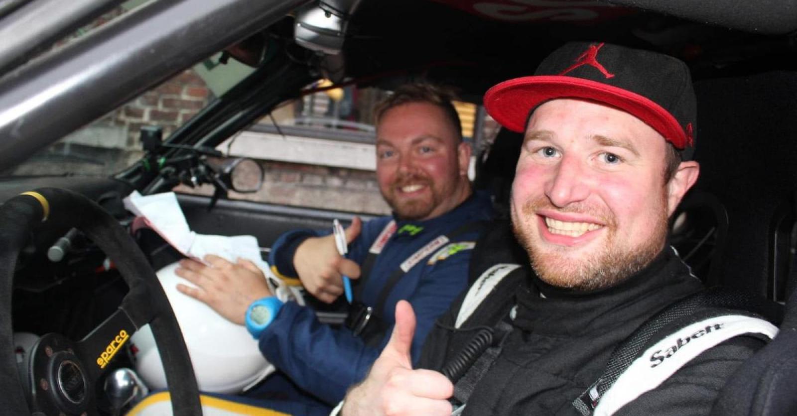 “Voor eigen publiek met mijn pa in gedachten”: Jorg (34) verloor in ...