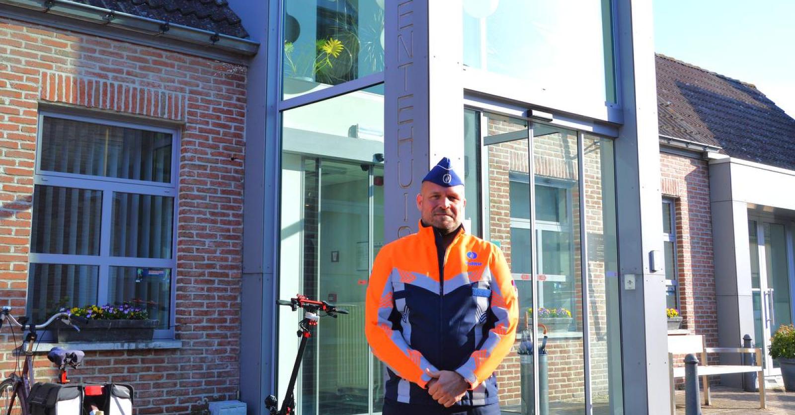 Elie Debaecke is de nieuwe wijkinspecteur voor Zuienkerke: “Sociale ...