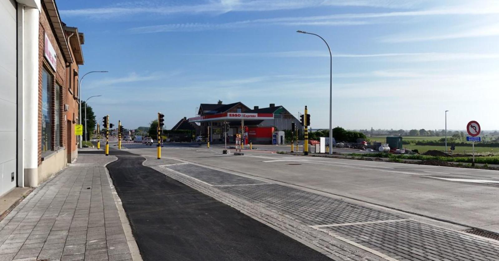 Kruispunt Kezelberg op drukke N32 in Moorsele terug open: volgende week pas werken de ...