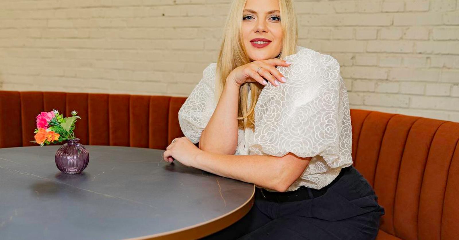 Van ‘The Voice of Ukraine’ naar ‘Lift You Up’: Maria Rak laat ...