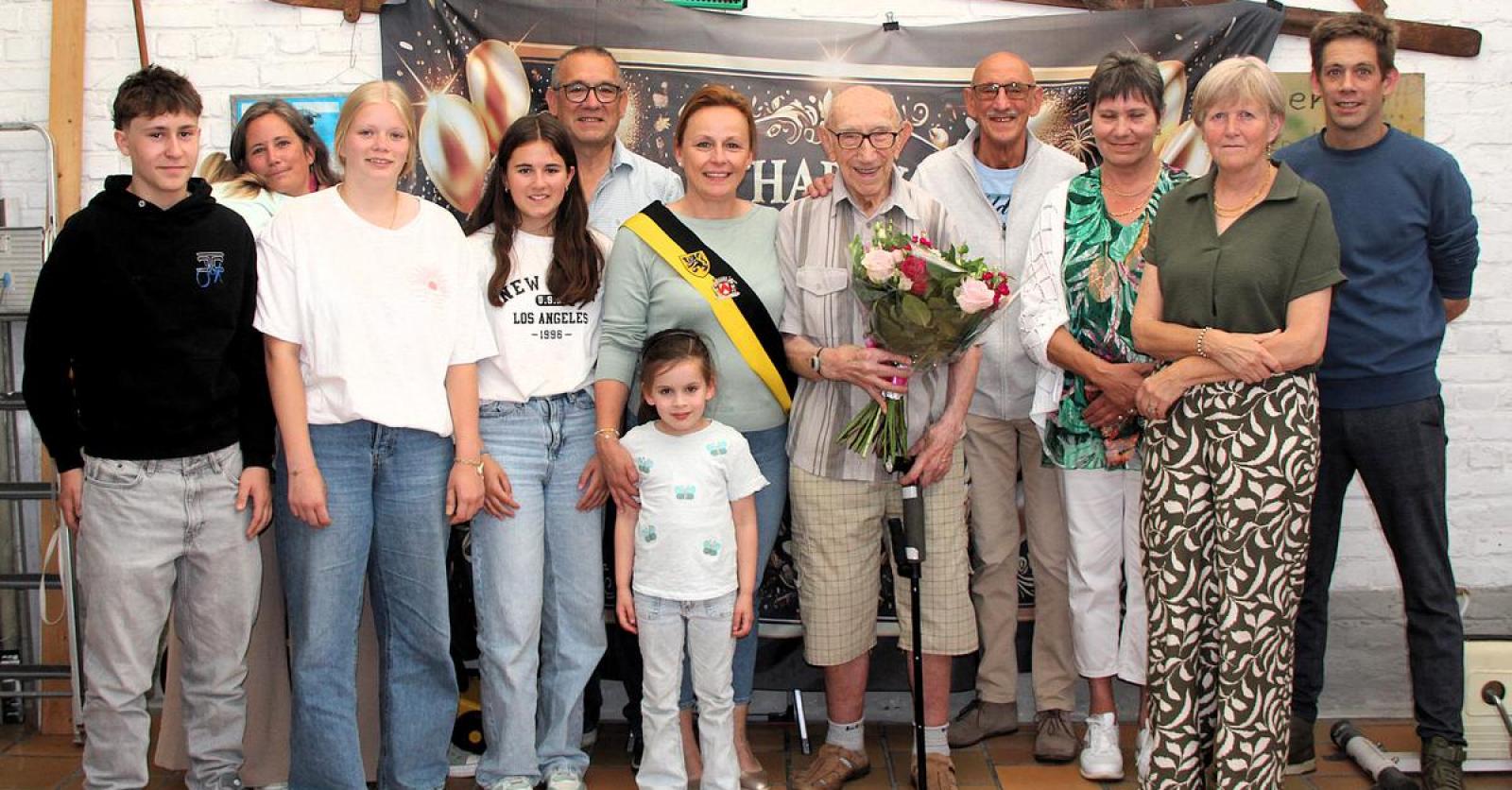 Albert Welker viert zijn honderdste verjaardag - KW.be