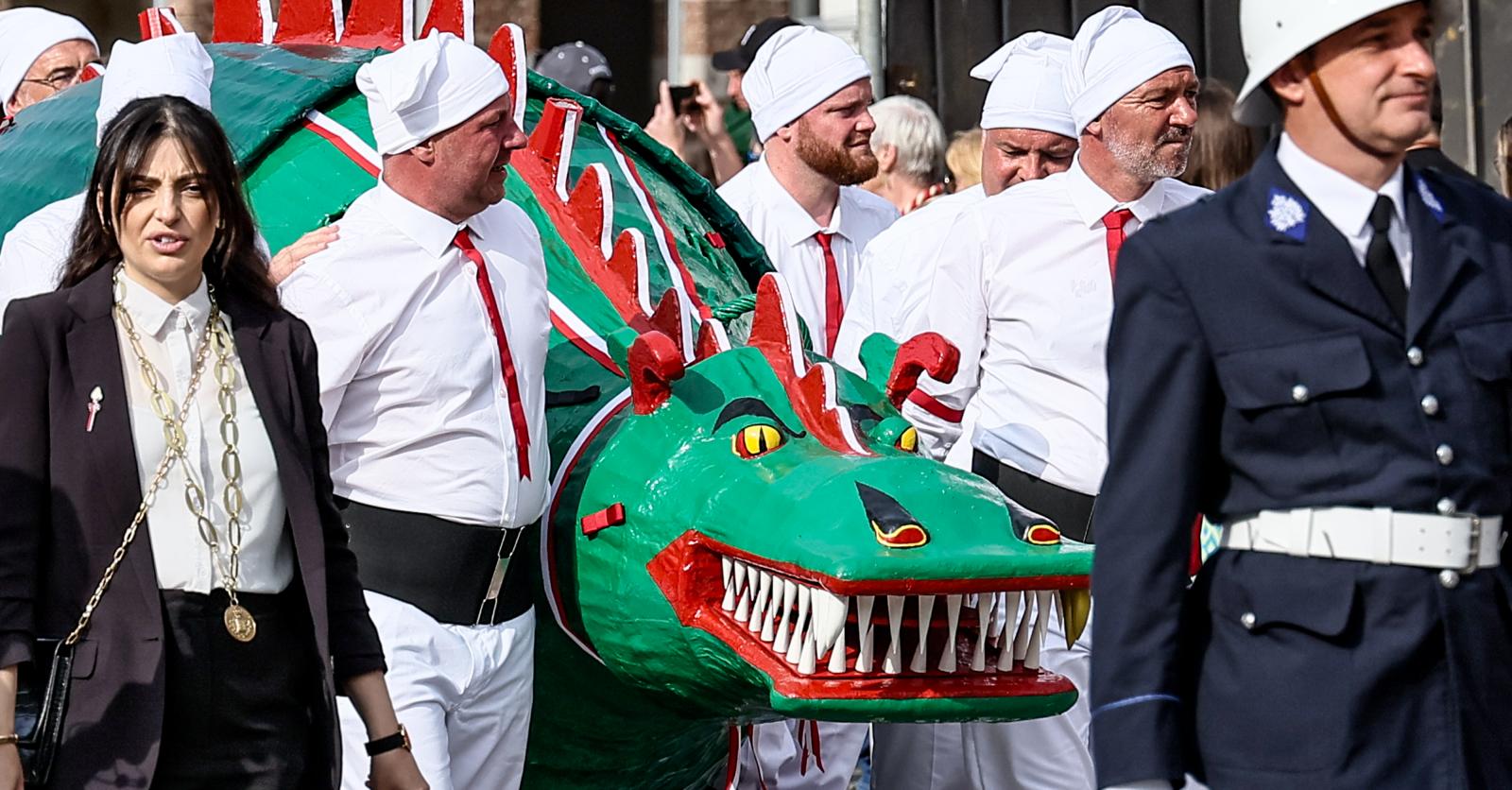 Doudou: 1.600 figurants à la Procession de Mons avant le "Combat dit ...